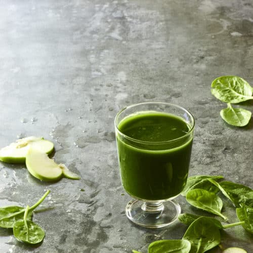 Colon Cleanse Juice with Spinach and Apple - The Blender Girl