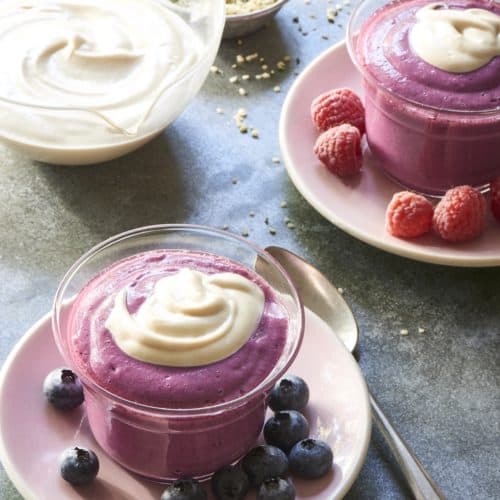 10 Minute Vegan Berry Pudding - The Blender Girl